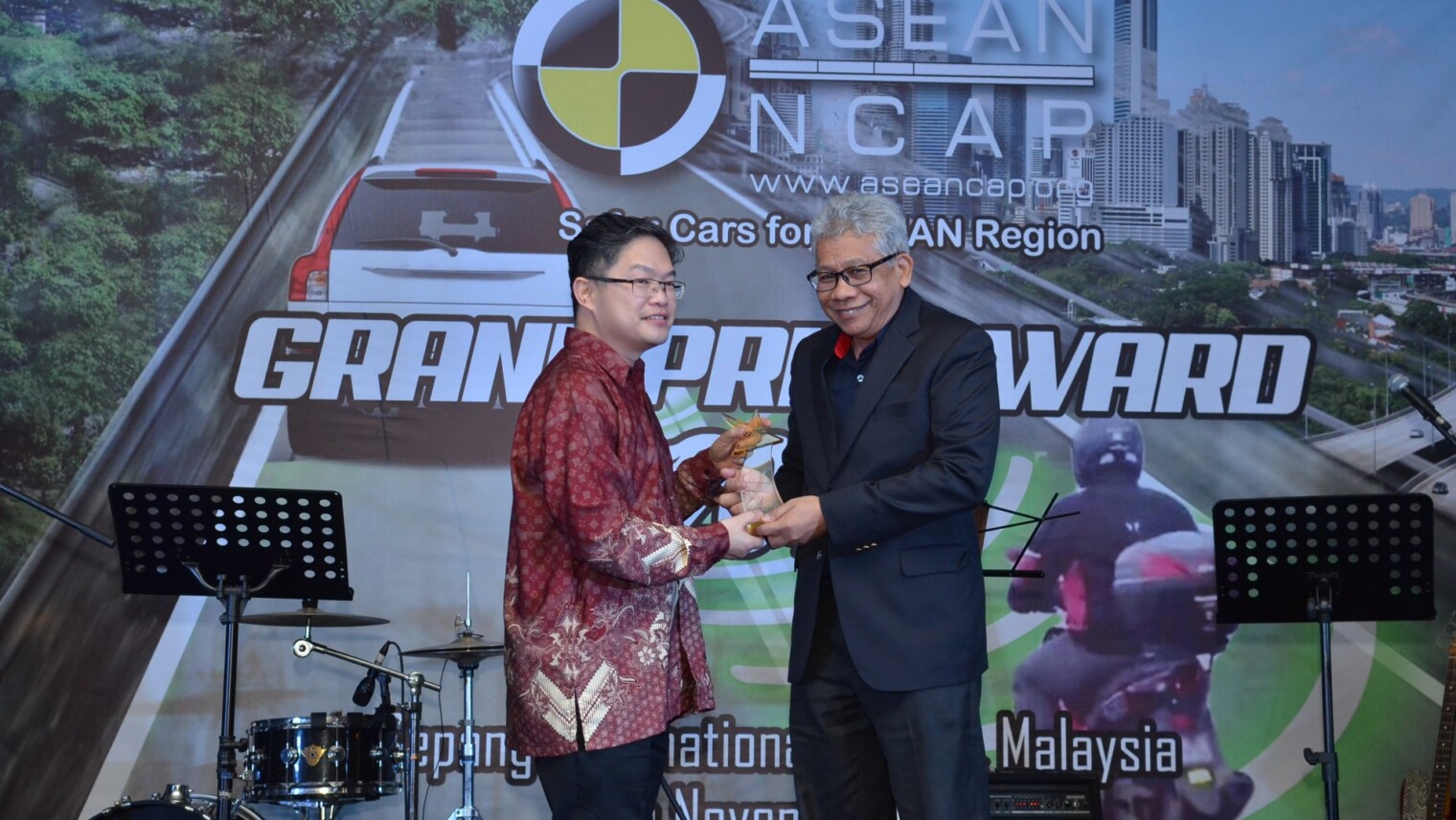 Proton Bags 3 Awards At The ASEAN NCAP Grand Prix Award 2016 ...