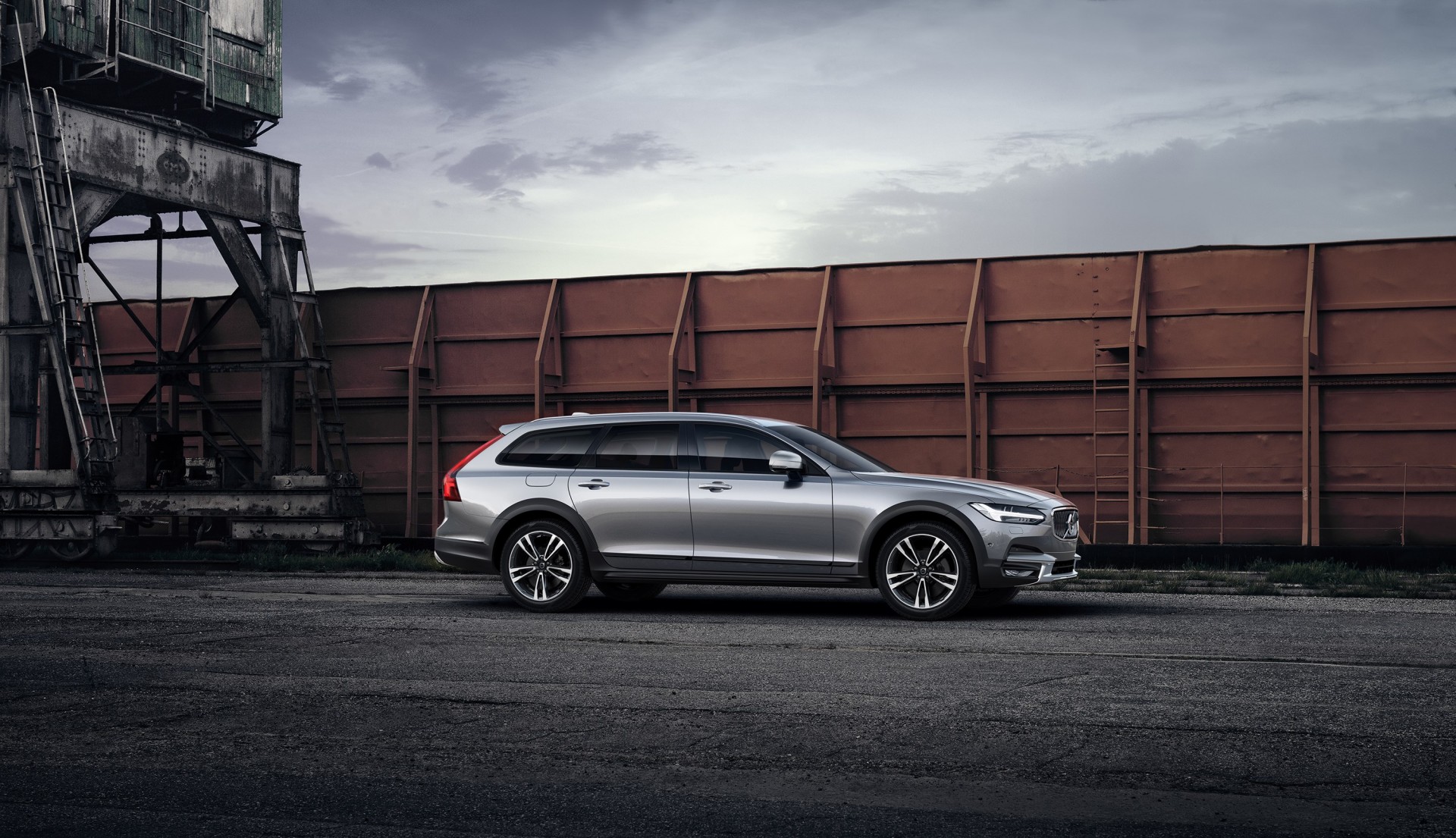 Volvo V90 Cross Country Receives Polestar Performance Optimisations ...