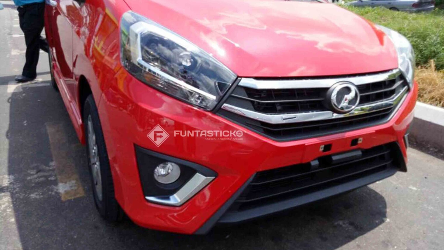 Spied! 2017 Perodua Axia with Gear Up accessories sighted in showroom ...