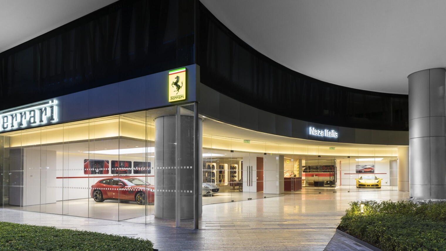 Ferrari Opens Showroom at the Heart of KL City - Autofreaks.com