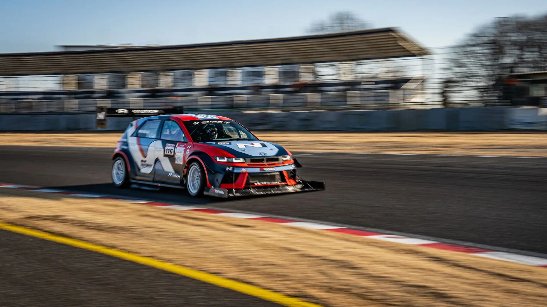 IONIQ 5 N Smashes EV Lap Record - Autofreaks.com